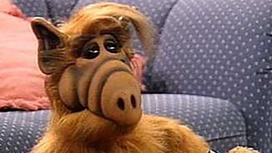 ‘ALF’ Is Returning To The Planet. The Reboot Is Now In The Works ...