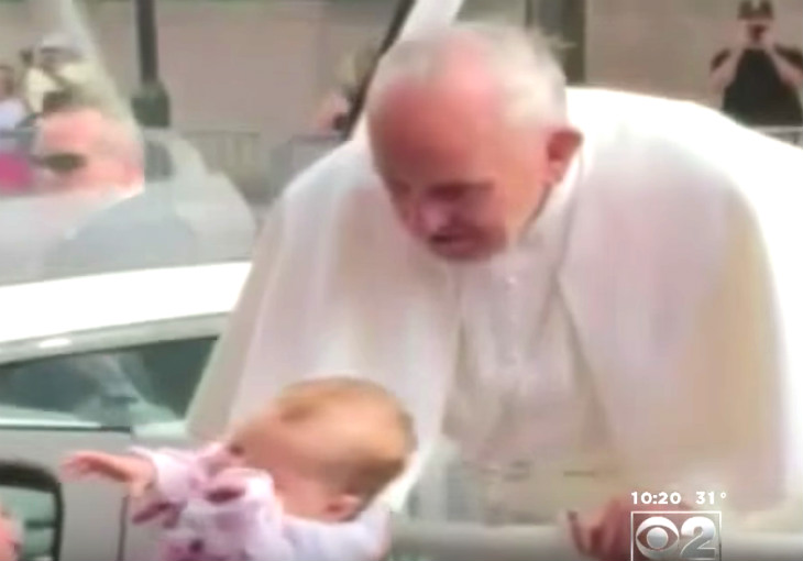 Pope Kisses Baby And 2 Months Later Parents Learn Daunting Truth ...