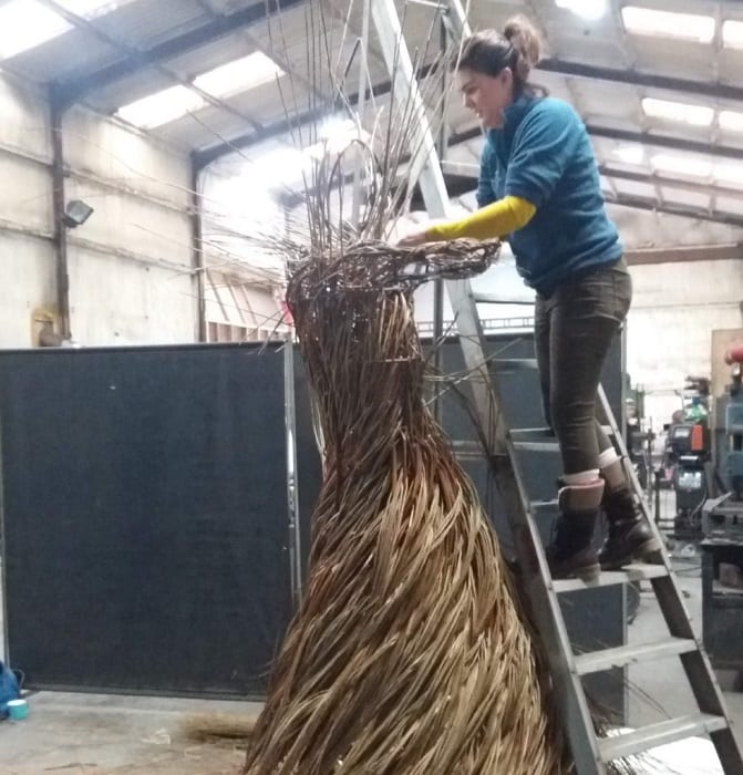 Artist Fills The Forest With Handwoven, Life-Sized Willow Rod Statues ...