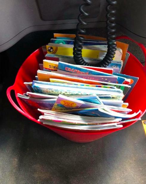Every School Should Be Trying This Bus Driver’s ‘Bucket Of Books’ Idea ...
