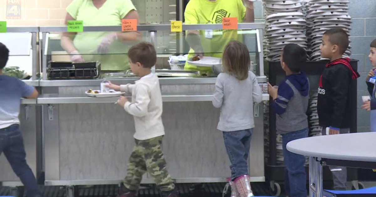 School District Has Brilliant Plan That Allows Kids To Take Food Home ...