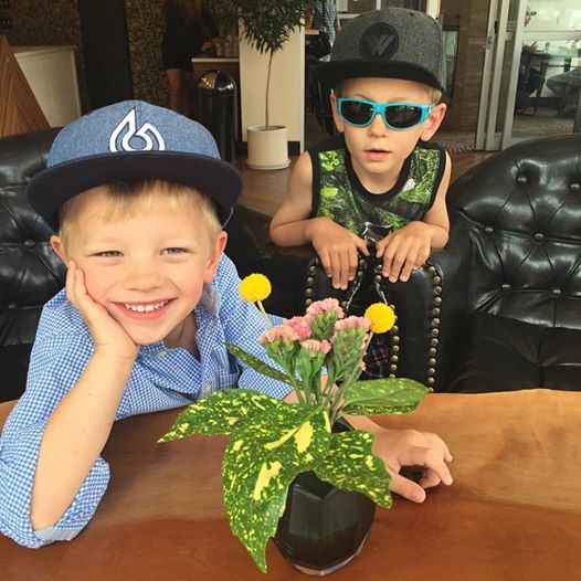 ‘Workaholic’ Father Writes Painful and Emotional Message To Parents ...