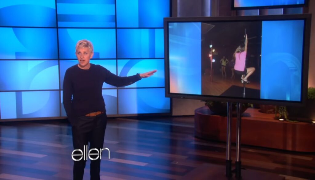 Ellen Shows The Most Embarrassing Facebook Pictures From Her Audience ...