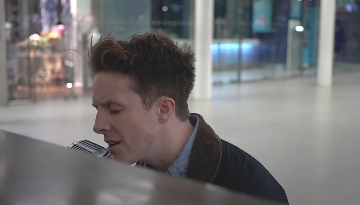 Stephen Ridley Sits In An Empty Metro Station For A Touching ...