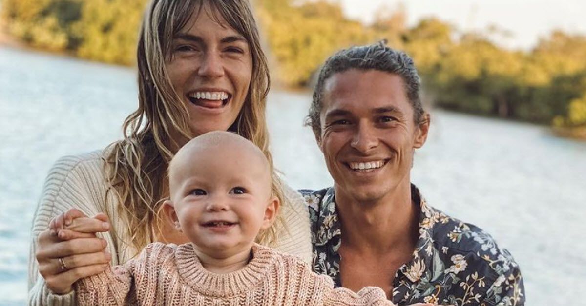 Young Couple Fully Potty-Trains Their Baby At 2-Weeks-Old ...